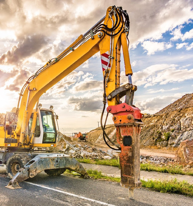 HYDRAULIC BREAKERS